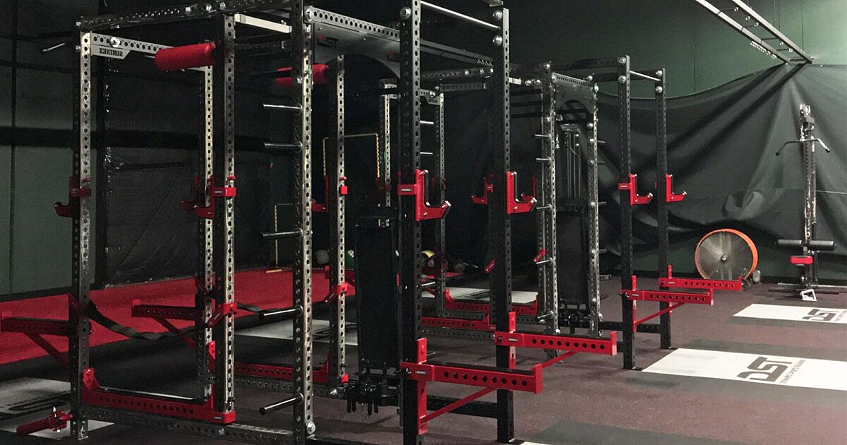Dynamic Sports Training Weight Room | Sorinex Exercise Equipment